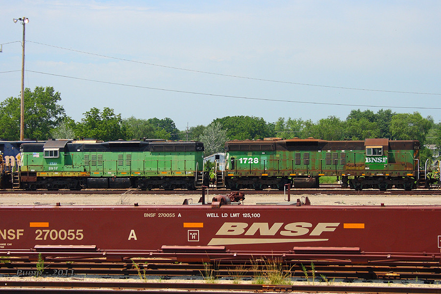 Stored BNSF SD9s